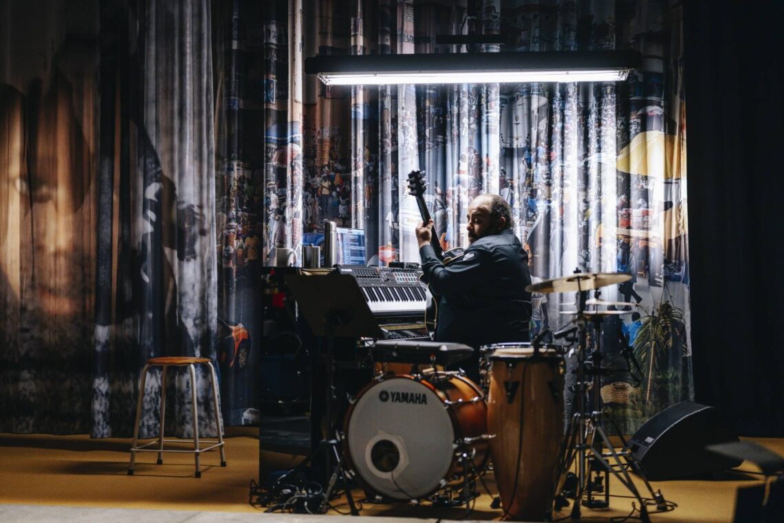 PRINCE K. APPIAH – DE POETSMAN – Minard